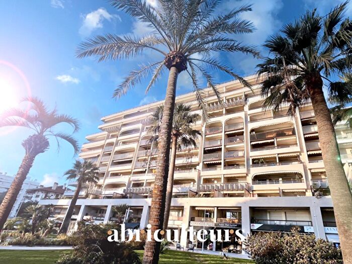 Appartement 4 pièces à Antibes, Juan-les-Pins, Le Cap, à vendre