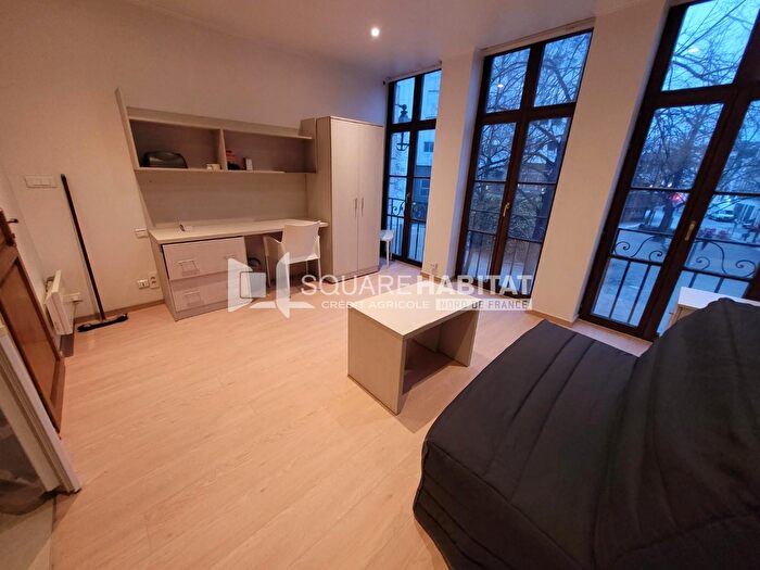 Appartement à louer - Lille, Centre-ville, Euralille - 1 pièce