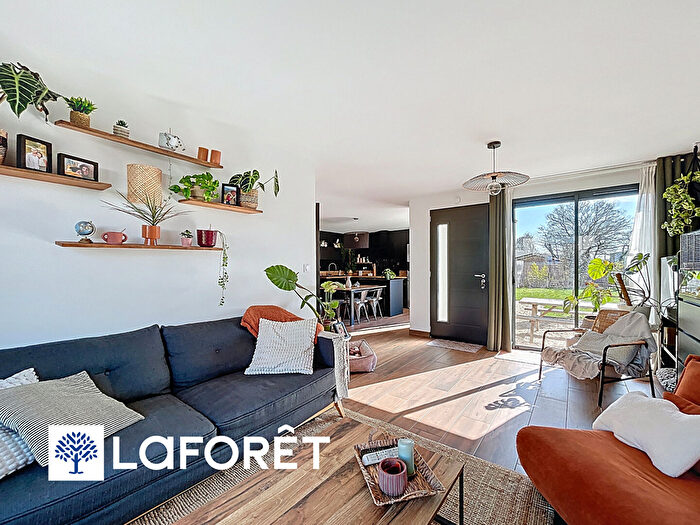 Maison à louer - Nort-sur-Erdre - 5 pièces - 3 chambres