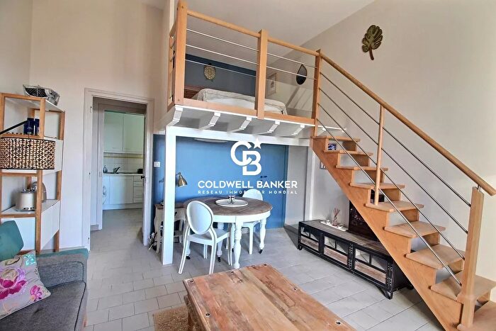 Maisons à vendre et appartements à louer - 1