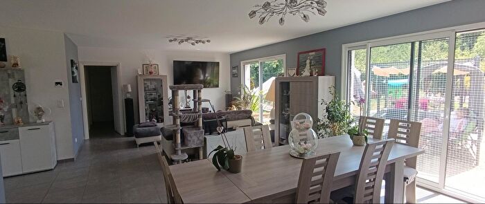 Saint-Valentin - Maison 7 pièces à vendre