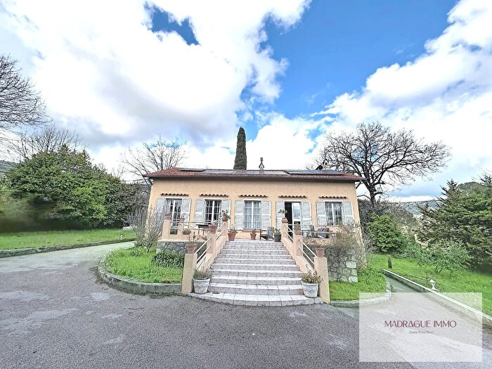 Maison à vendre - Peymeinade - 8 pièces - 5 chambres