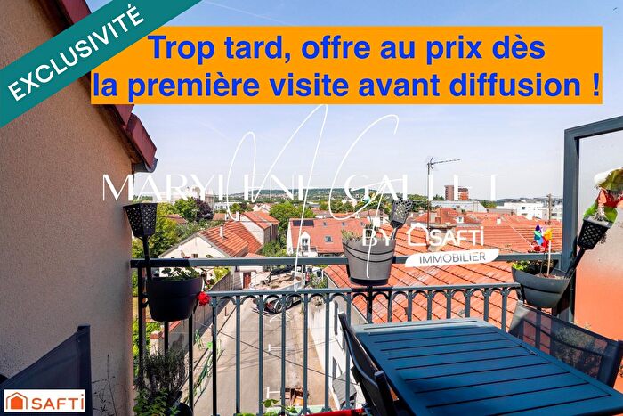 Appartement 3 pièces à Achères, Centre-ville, Cité de la Barricade, à vendre