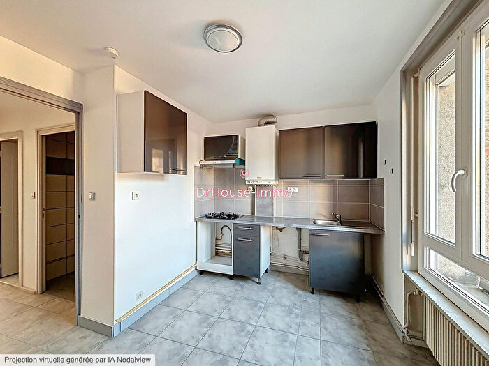 Le Chambon-Feugerolles, Centre-ville, Gare : Appartement 2 pièces à vendre