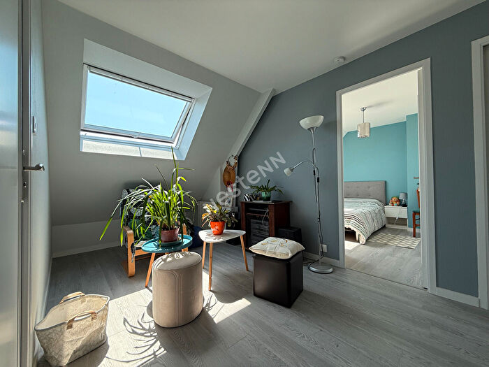 Maison à vendre - Châteaugiron - 7 pièces - 5 chambres