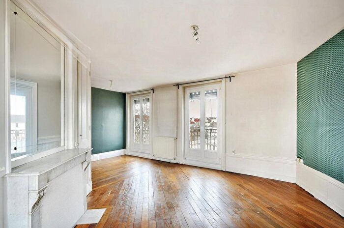 Asnières-sur-Seine, Centre-ville - Appartement 3 pièces à vendre