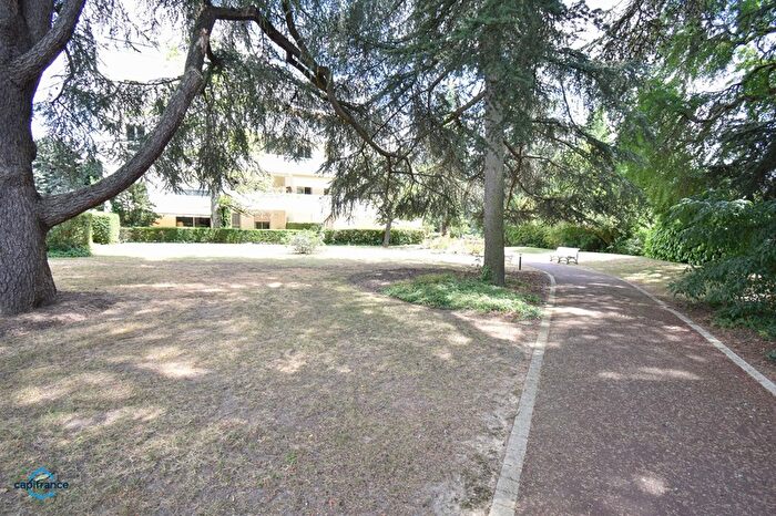 Appartement à louer - Tours, Saint-Symphorien - 1 pièce