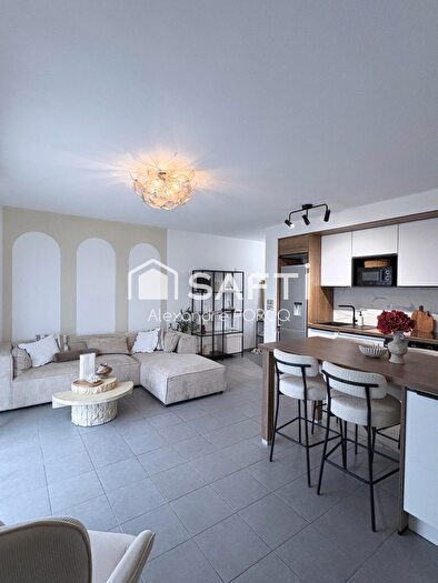 Appartement à vendre - Fargues-Saint-Hilaire - 3 pièces - 2 chambres