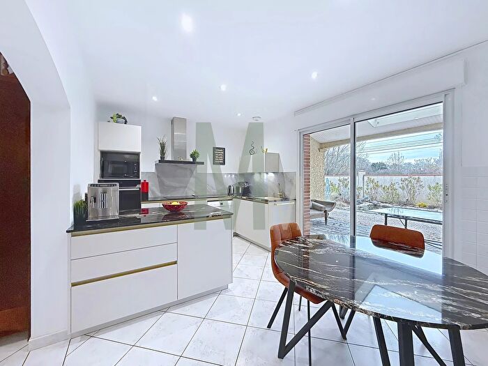 Maison à vendre - Roques - 6 pièces - 5 chambres