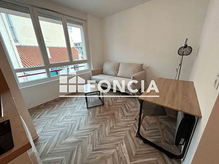 Appartement à louer - Clémenceau, Perpignan - 1 pièce