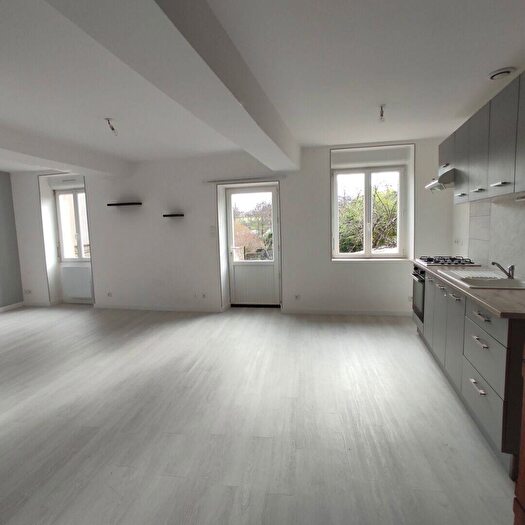 Maison à louer - Beaupréau-en-Mauges - 3 pièces - 2 chambres