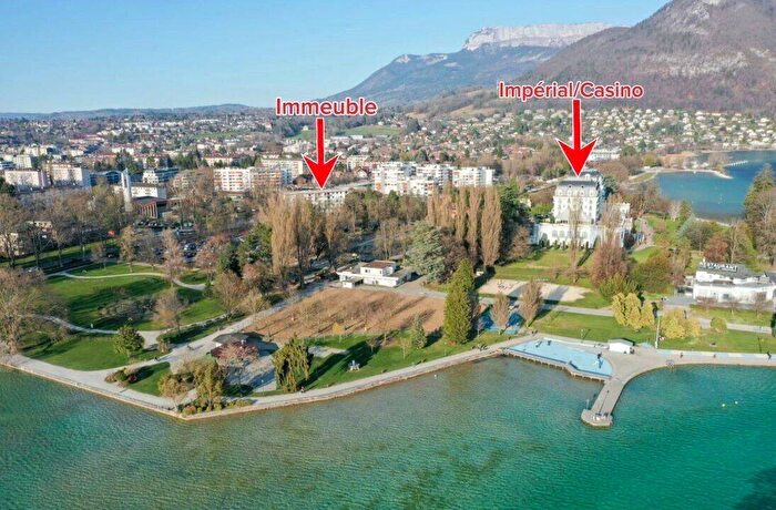 Appartement à louer - Gare, Annecy - 2 pièces - 1 chambre