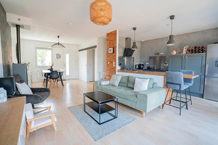 Maison 5 pièces à vendre à Saint-Barthélemy-d'Anjou