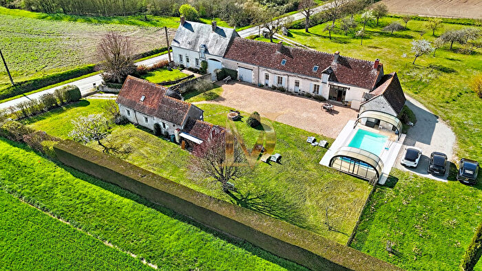 Maison à vendre - Luzillé - 8 pièces - 5 chambres