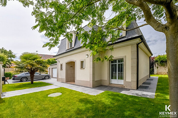 Maison à vendre - Domont, Les Tournesols - 6 pièces - 4 chambres