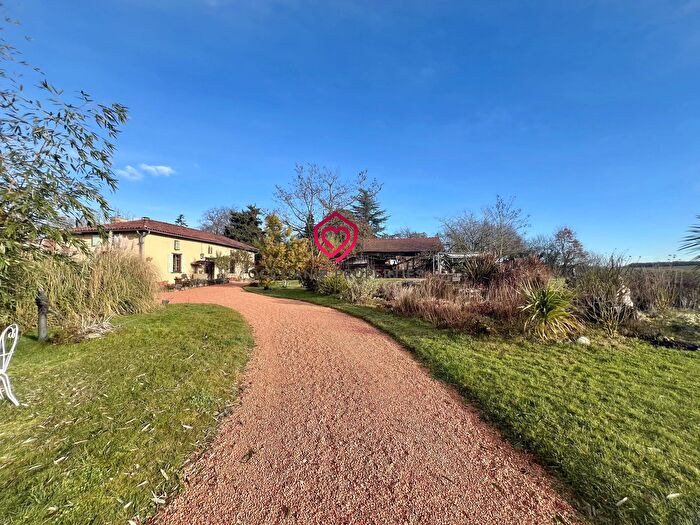 Maison à vendre - Boulogne-sur-Gesse - 5 pièces - 3 chambres