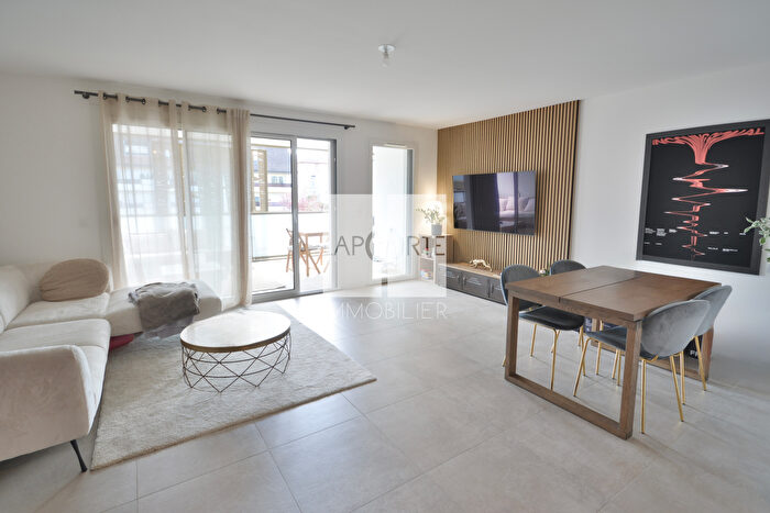 Appartement à louer - Ambilly - 3 pièces - 2 chambres