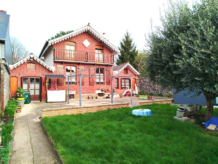 Maison à vendre - Fougères, Forairie, Cotterêts - 4 pièces - 3 chambres