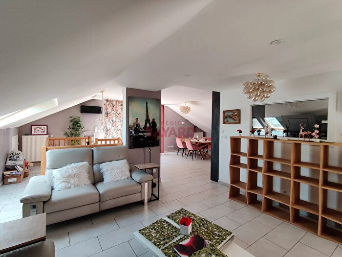 Appartement à vendre - Décines-Charpieu, La Soie Montaberlet - 3 pièces - 2 chambres