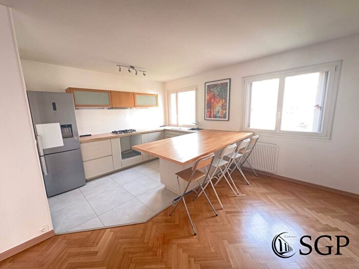 Appartement à louer - Le Pas du Lac, Montigny-le-Bretonneux - 3 pièces - 2 chambres