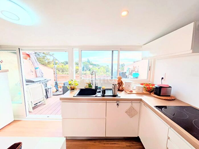 Appartement à vendre - Vallauris, Retenaou, Brusquets, Devens, Zone dactivité Saint-Bernard - 2 pièces - 1 chambre