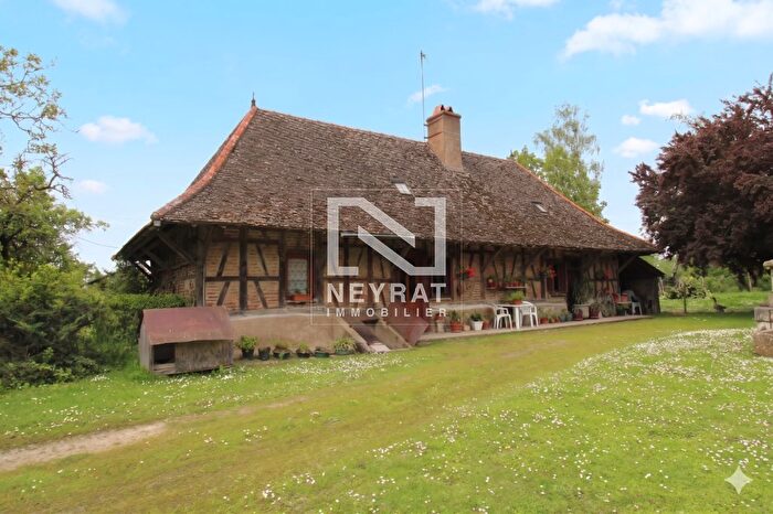 Saint-Étienne-en-Bresse : Maison 4 pièces à vendre