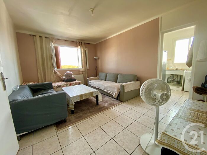 Appartement 2 pièces à Goussainville, Centre-ville, Renaissance, à vendre