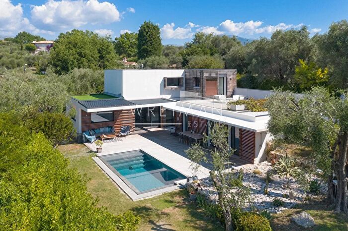 Valbonne, Village - Maison 6 pièces à vendre