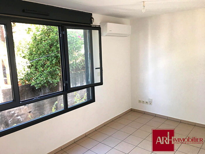Appartement 1 pièce à Saint-Denis, Providence, Les Camélias, à vendre