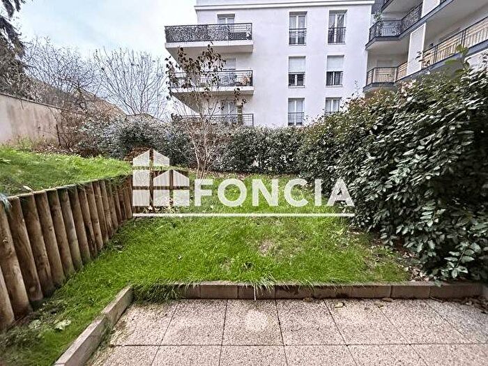 Appartement à louer - Croix Blanche, Châtenay-Malabry - 3 pièces - 2 chambres