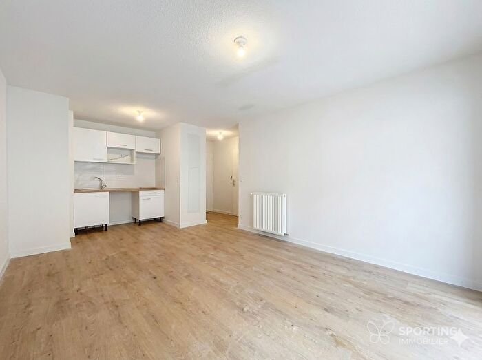 Appartement à louer - Castanet-Tolosan - 2 pièces - 1 chambre