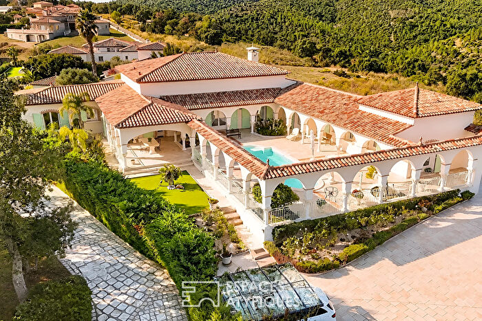 Fréjus, Saint-Aygulf - Maison 10 pièces à vendre