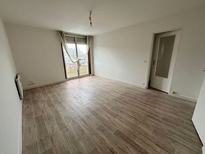 Appartement à louer - Trois Cités, Poitiers - 3 pièces - 2 chambres