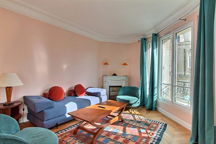 Appartement à louer - Saint Lambert, Paris ème arrondissement - 2 pièces - 1 chambre