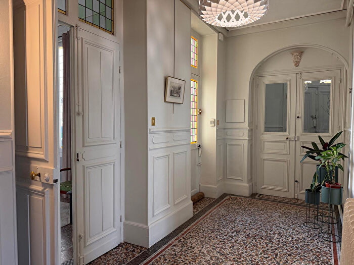 Maison à vendre - Orléans, Faubourg Saint-Jean - 9 pièces - 5 chambres