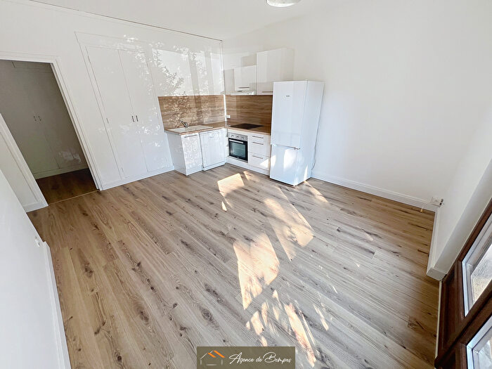 Appartement à louer - Perpignan, Les Platanes - 2 pièces - 1 chambre