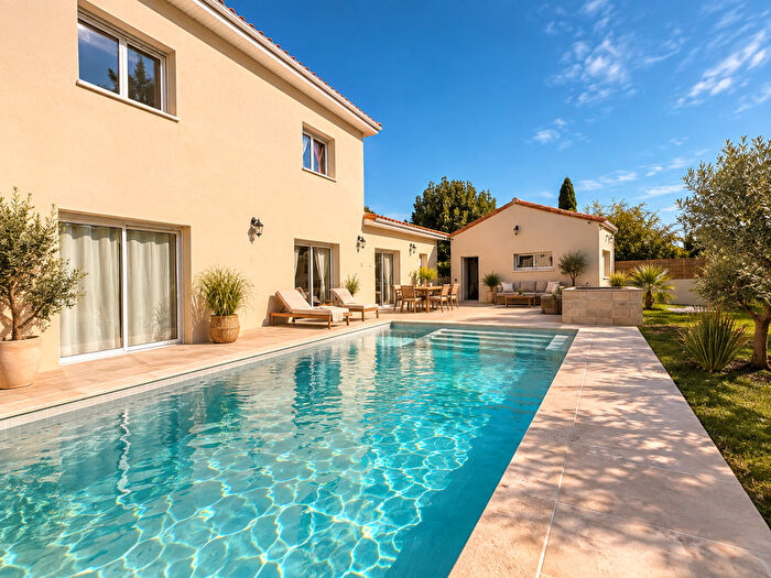 Maison 6 pièces à Sommières, à vendre
