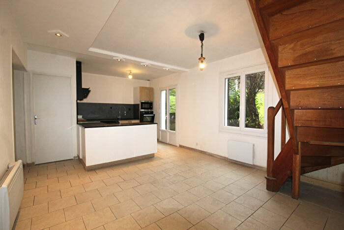 Maison à vendre - Pougues-les-Eaux - 8 pièces - 3 chambres