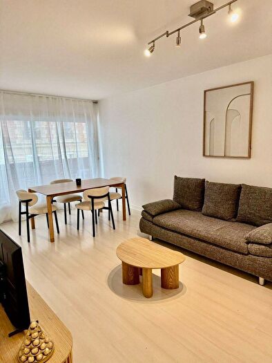 Appartement à louer - Auteuil Sud, Paris ème arrondissement - 2 pièces - 1 chambre