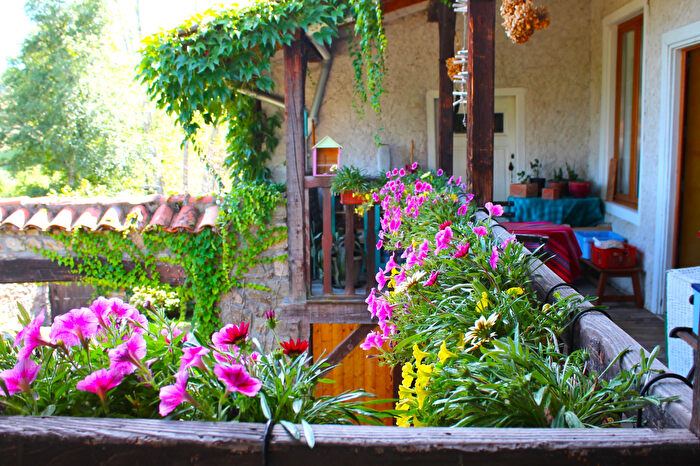 Maison à vendre - Luré - 8 pièces - 5 chambres