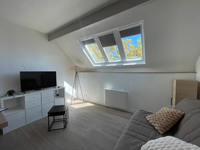 Appartement 1 pièce à Brétigny-sur-Orge, Moinerie, à louer