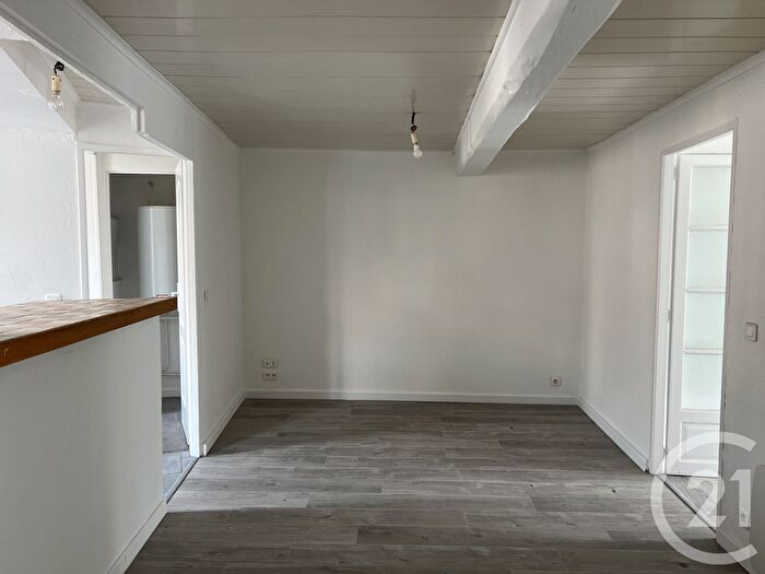 Appartement à louer - Annonay, Centre-ville - 3 pièces - 2 chambres