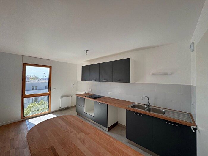 Appartement à louer - Braque, La Courneuve - 3 pièces - 2 chambres