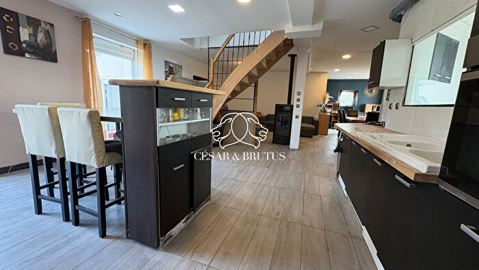 Le Monastier-sur-Gazeille - Appartement 8 pièces à vendre