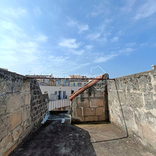 Maison à vendre - Arles, Centre-ville - 6 pièces - 2 chambres