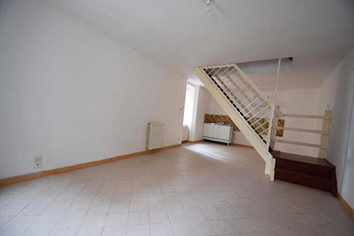 Appartement 3 pièces à louer à Villeneuve-de-Berg