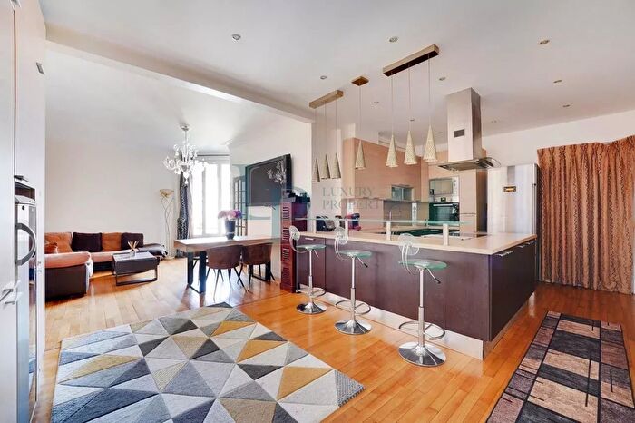 Appartement à vendre - Neuilly-sur-Seine, Charles Laffitte - 3 pièces - 2 chambres