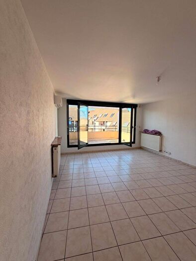 Appartement à louer - Briand Leclerc, Sens - 3 pièces - 2 chambres