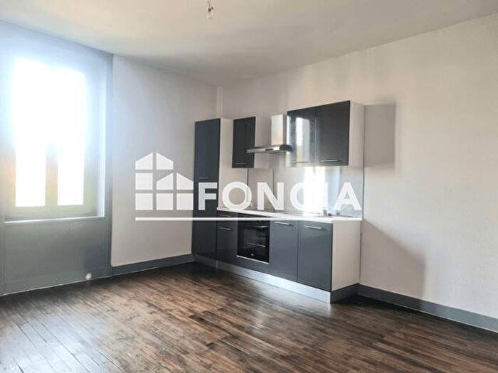 Appartement à louer - Balbigny - 3 pièces - 2 chambres