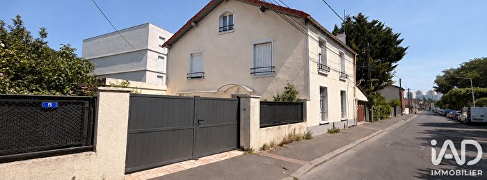 Appartement 6 pièces à vendre à Noisy-le-Sec, Cité des Fleurs